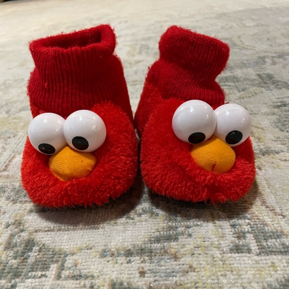 Sesame Street | Shoes | Sesame Street Elmo Slippers Size 34 | Poshmark